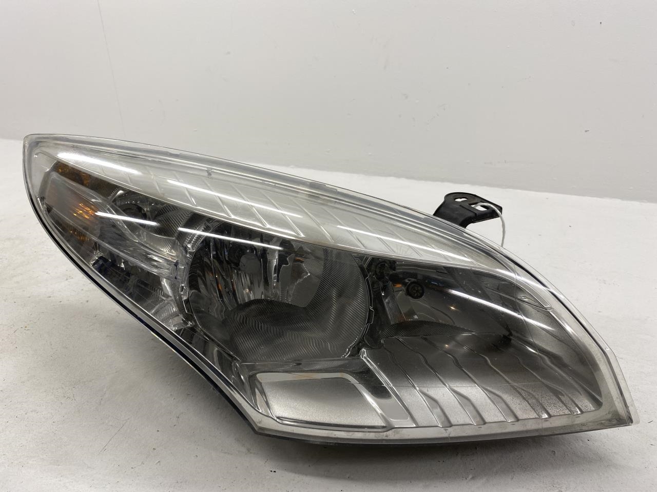 Frontlykt høyre halogen til Renault Megane, 2009-2016 (Type III)