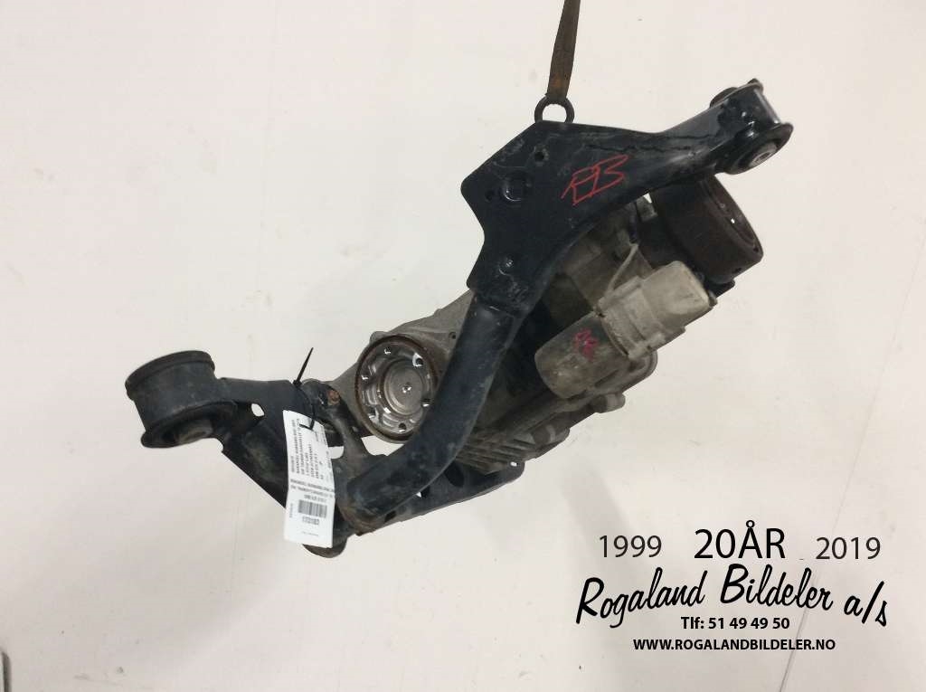 Kardang klokke bak til VW Transporter / Caravelle, 2015->> (T6)