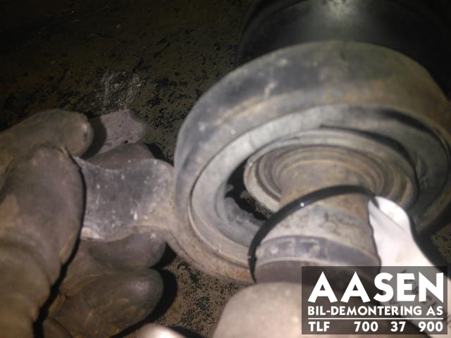 Mellomaksel til VW Transporter / Caravelle, 2003-2009 (T5, Fase 1)