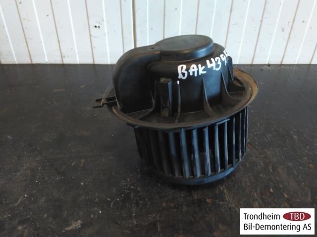 Varmeapparat motor bak til VW Transporter / Caravelle, 2003-2009 (T5, Fase 1)