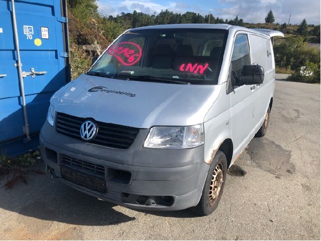 VW Transporter / Caravelle, 2003-2009 (T5, Fase 1)(T5) delebil, Motorkode: AXB