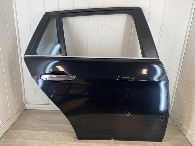 Dør høyre bak til BMW 3-Serie, 2005-2011 (E90/E91/E92/E93)(E90/E91/E92 ...